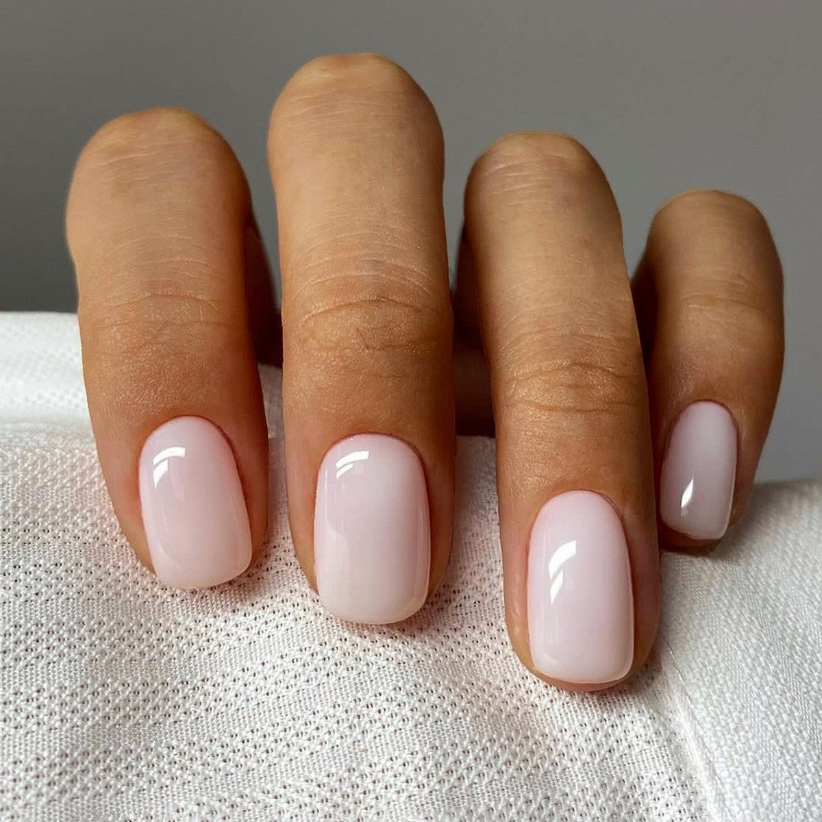 Nails Art Ideas fb Glossy Short Solid Colors Squoval White Press On ...